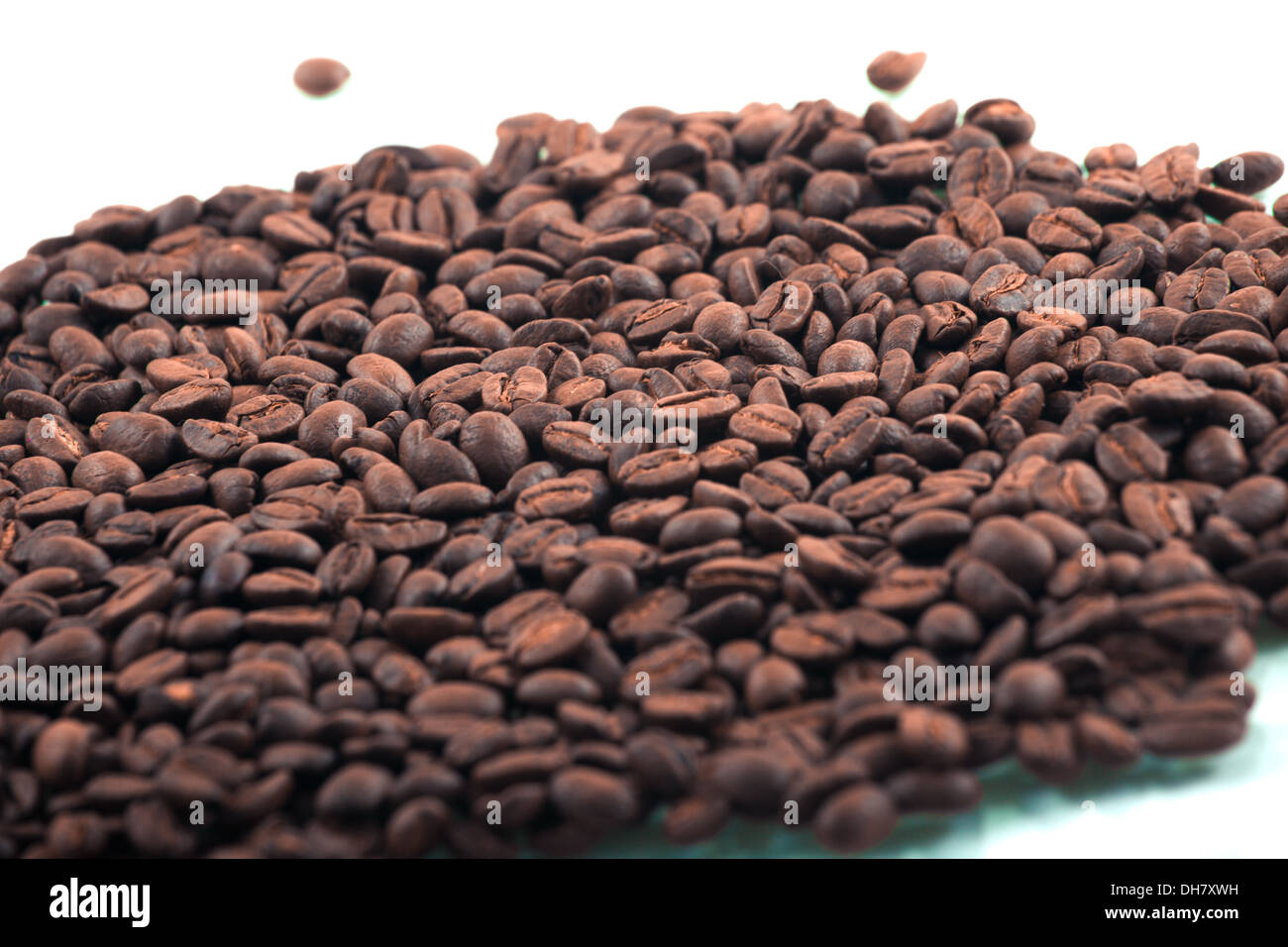 Burnt coffee beans hi-res stock photography and images - Alamy