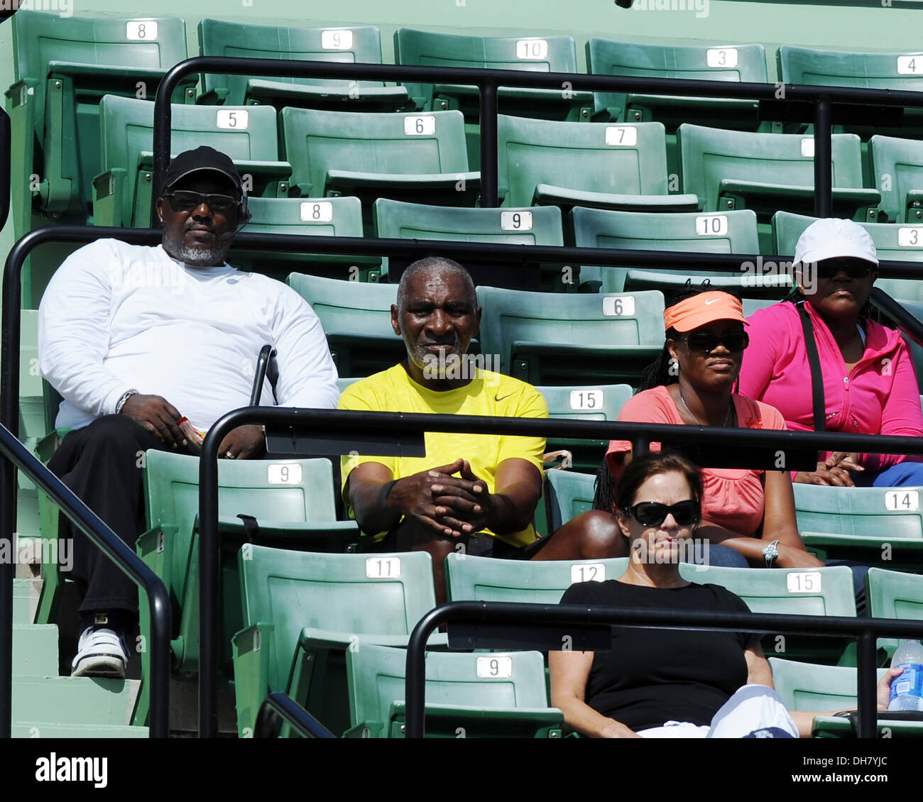 Richard Williams father of Venus Williams watches her in action against ...