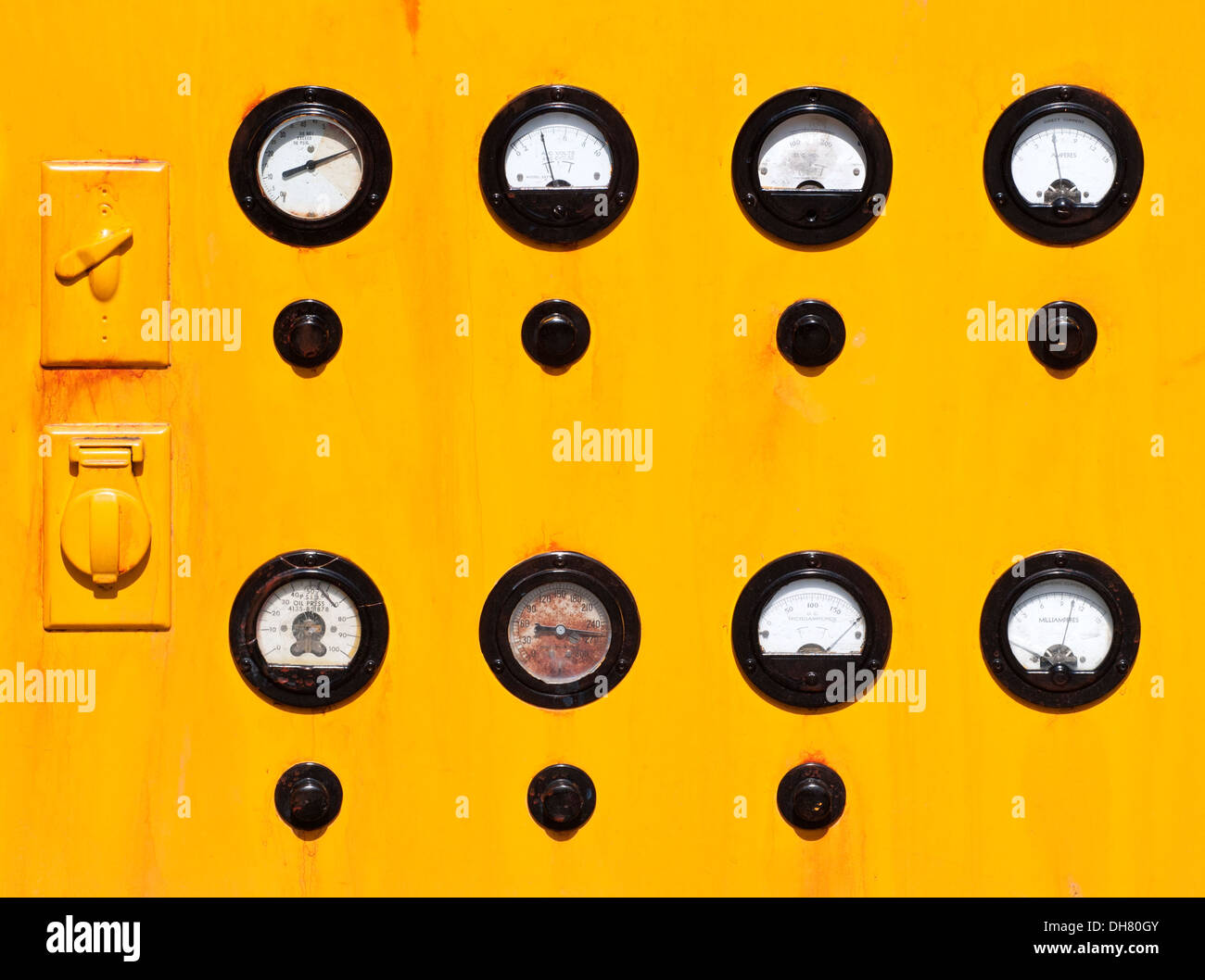 Vintage yellow and black gauge panel Stock Photo - Alamy