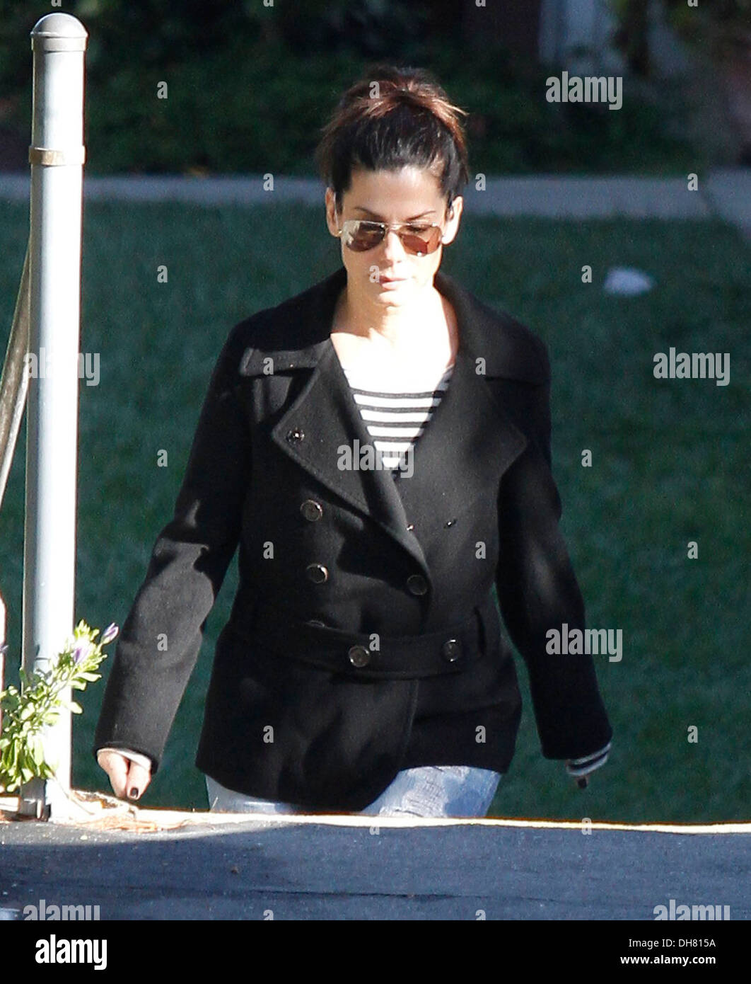 Sandra Bullock takes her son, Louis, to school Beverly Hills ...
