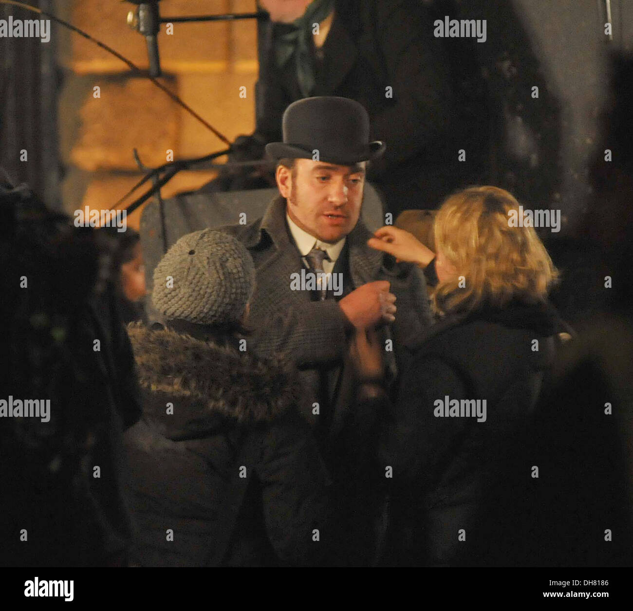 Matthew Macfadyen Filming of "Ripper Street" an eight-part series BBC ...
