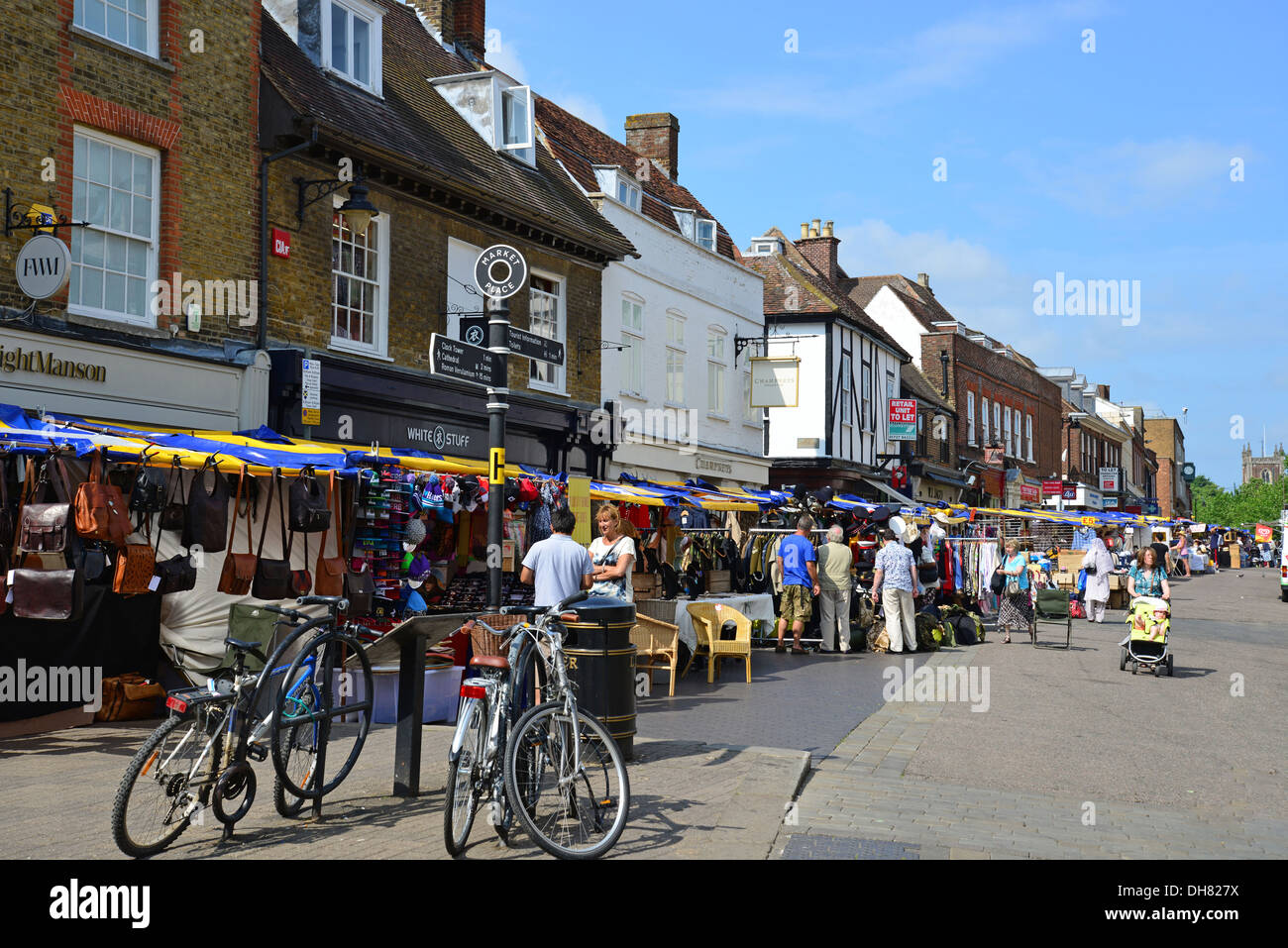 Street market, St Peter's Street, St.Albans, Hertfordshire, England ...