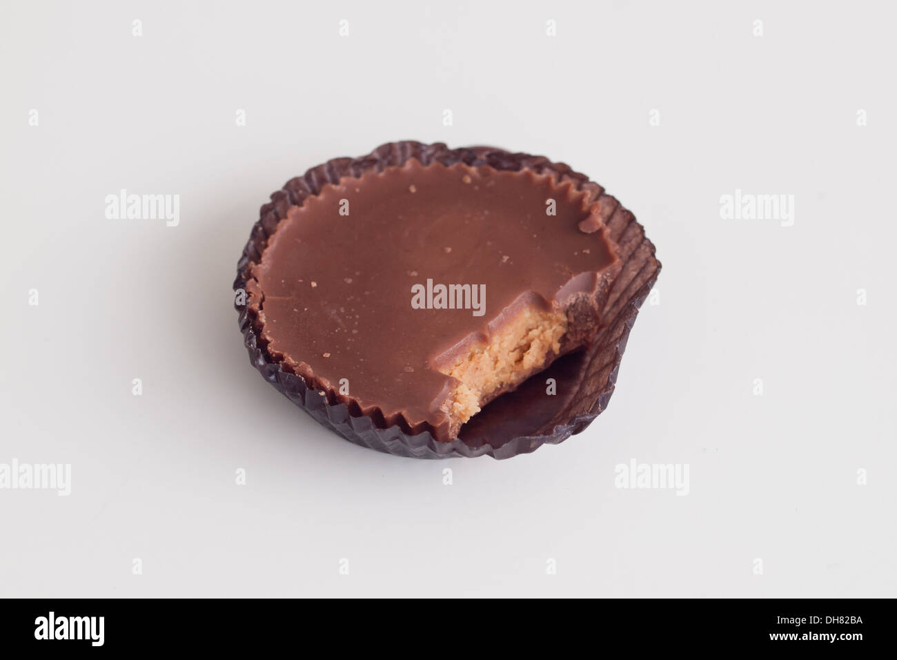 Reeses peanut butter cup bite hi-res stock photography and images - Alamy