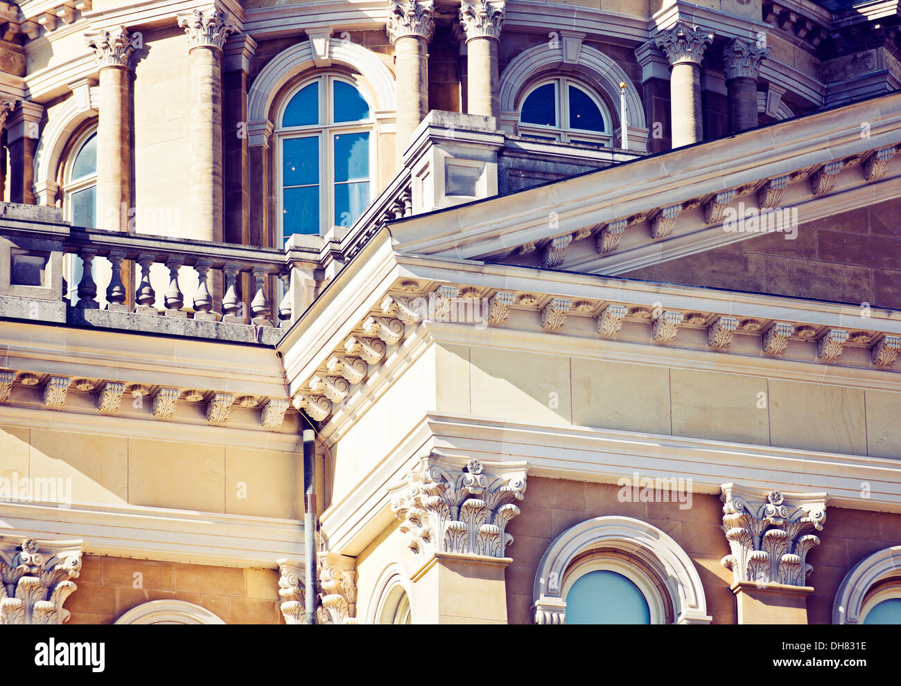 Sacramento state capitol statue hi-res stock photography and images - Alamy