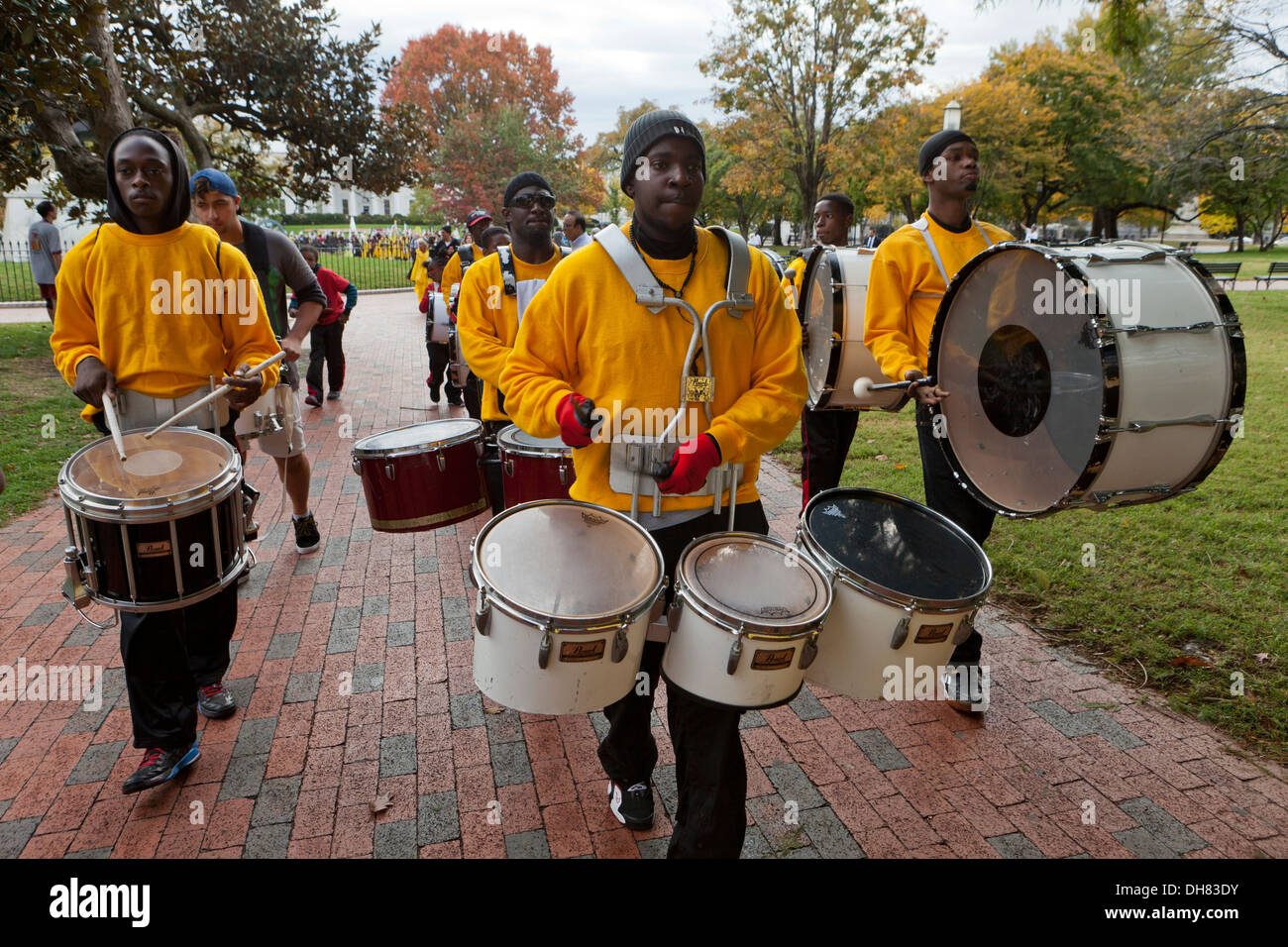 African man playing drums hi-res stock photography and images - Alamy