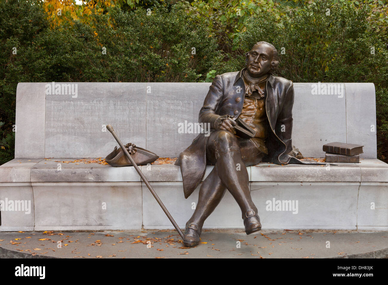 George mason statue hi-res stock photography and images - Alamy