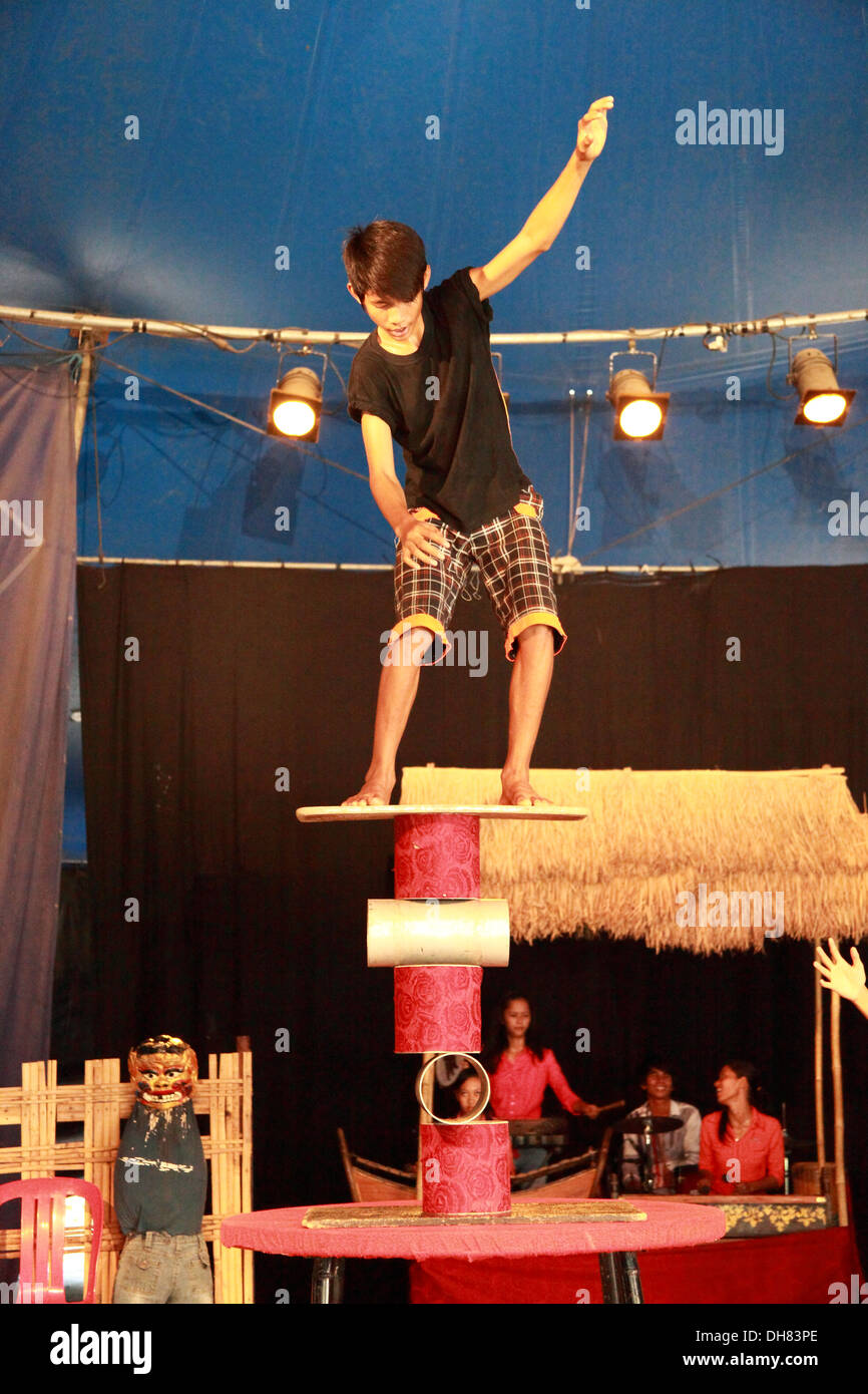 circus performance in Cambodia Stock Photo - Alamy