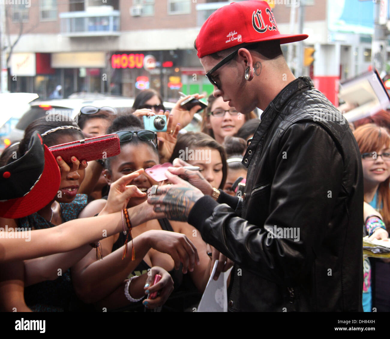 T. Mills aka Travis Tatum Mills appears on MuchMusic's NEW.MUSIC.LIVE ...