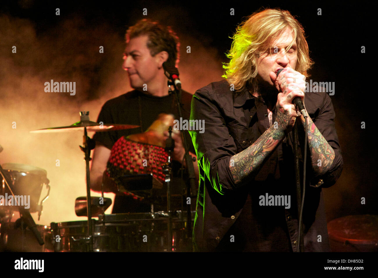 Brian Byrne 'I Mother Earth' perform live at Sound Academy Toronto ...