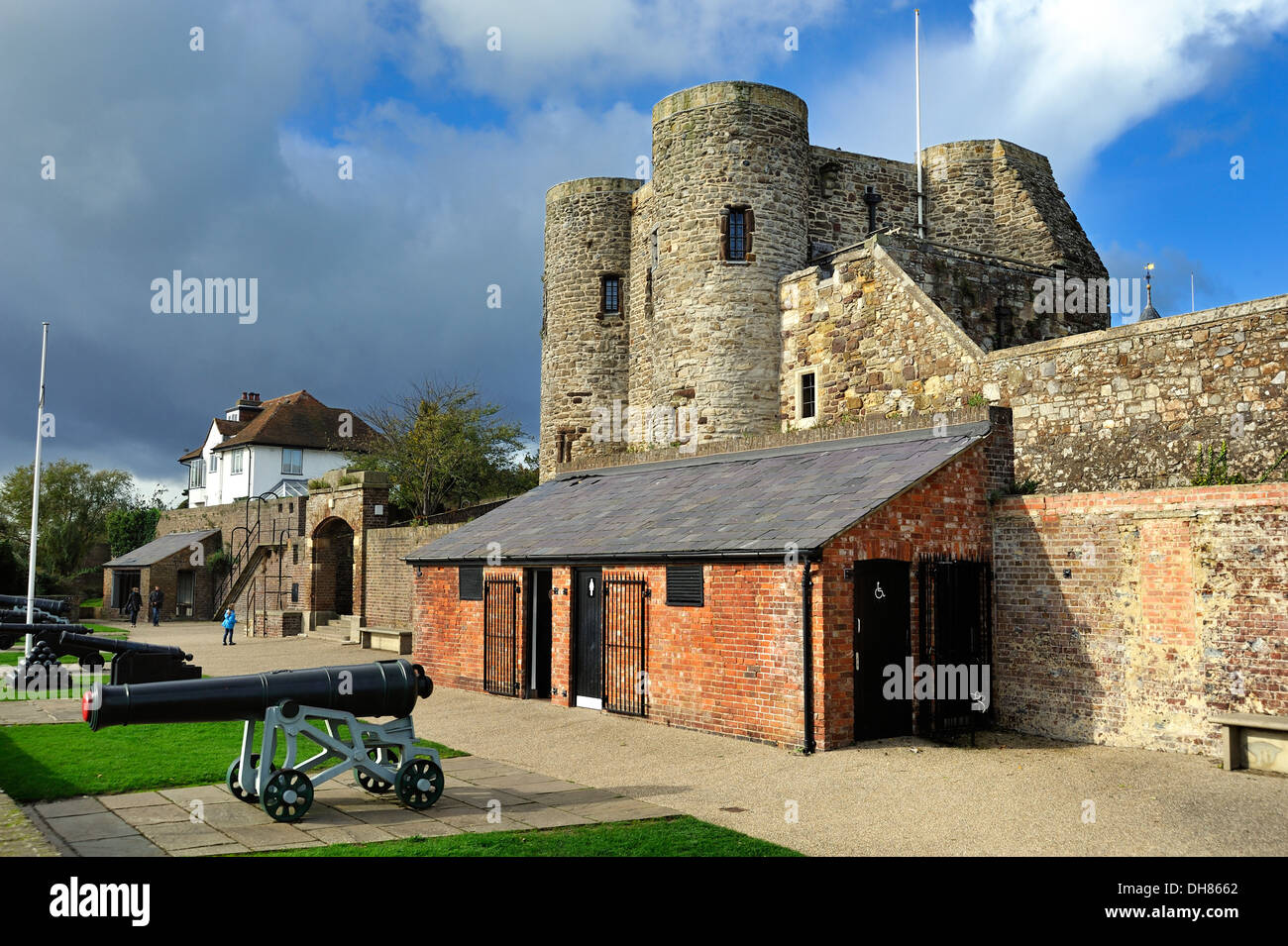 Gun garden rye hi-res stock photography and images - Alamy
