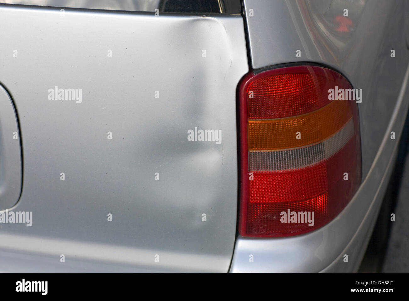 Broken tail light in road hi-res stock photography and images - Alamy