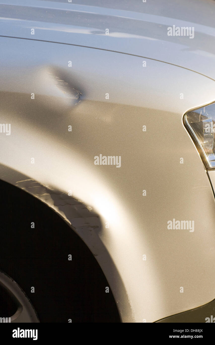 Dent in a car Stock Photo - Alamy