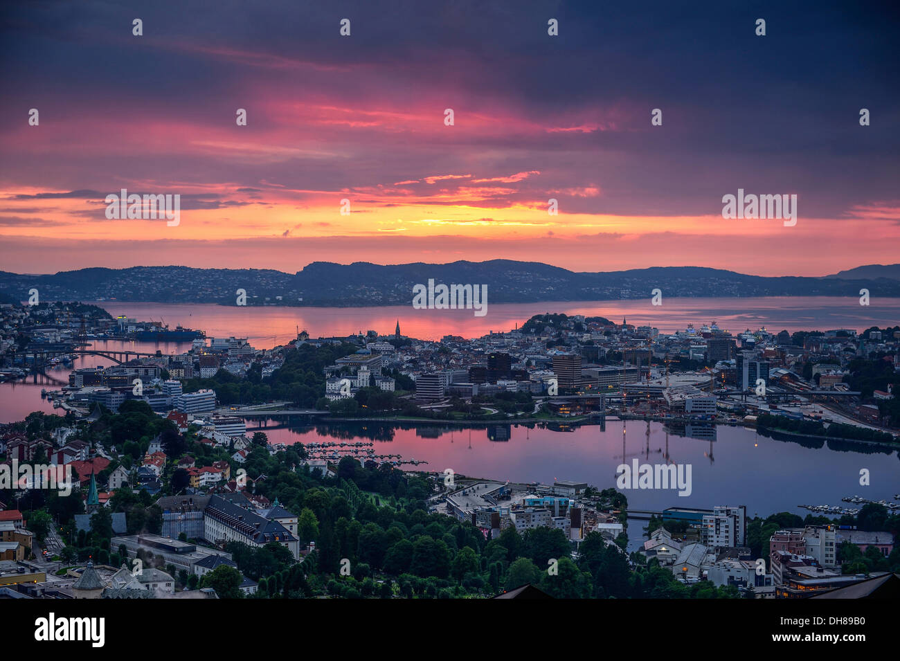 Bergen sunset norway hi-res stock photography and images - Alamy