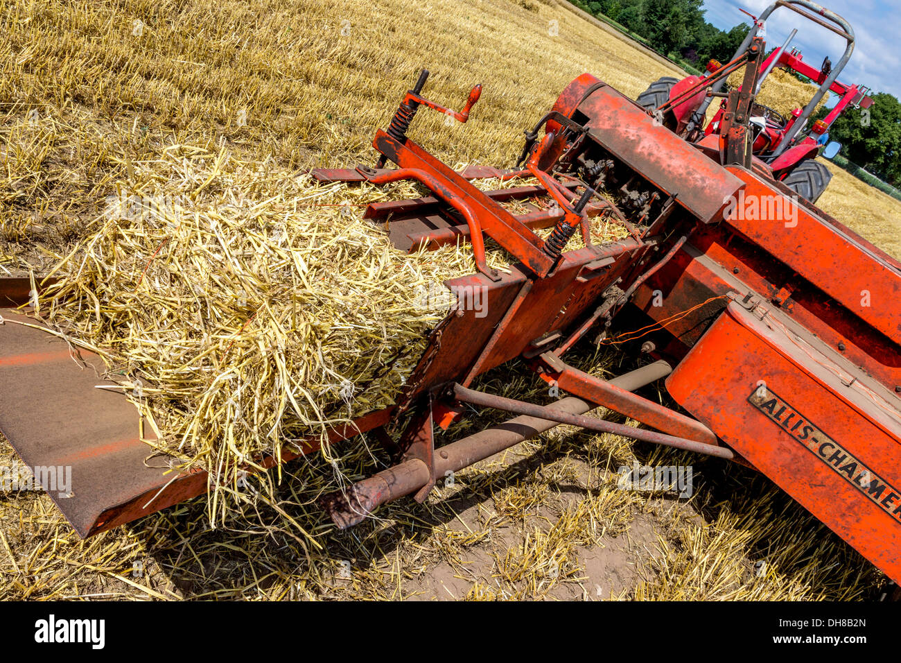 Allis-Chalmers baler being demonstrated at the 2013 Starting Handle ...