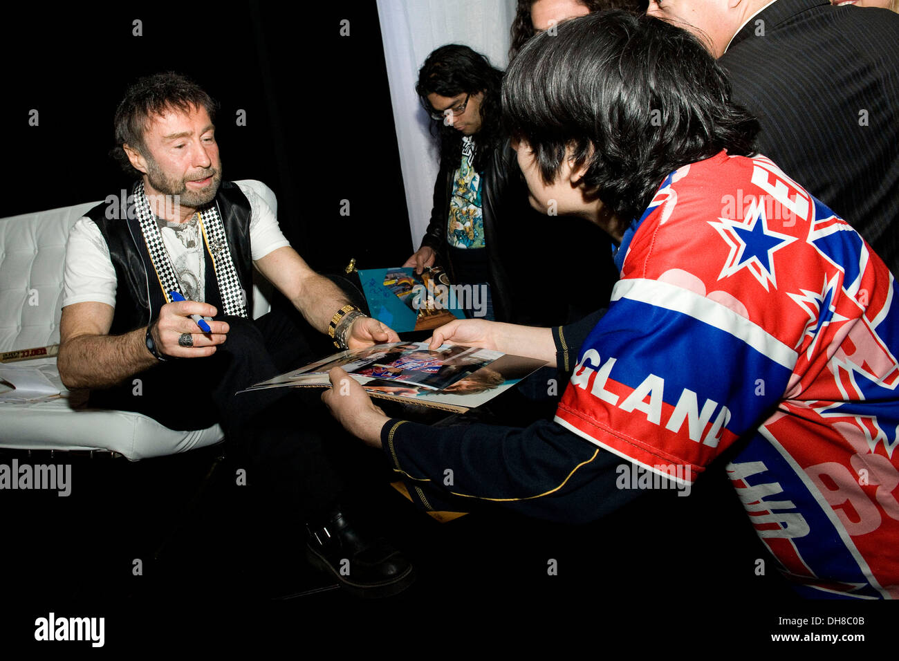 Paul Rodgers Celebrity Interview session during 2012 Slacker Canadian ...