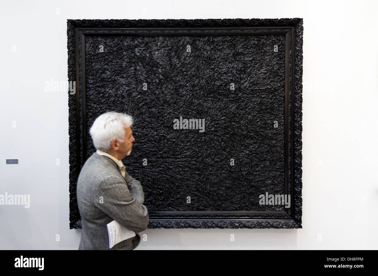 Contemplating art hi-res stock photography and images - Alamy