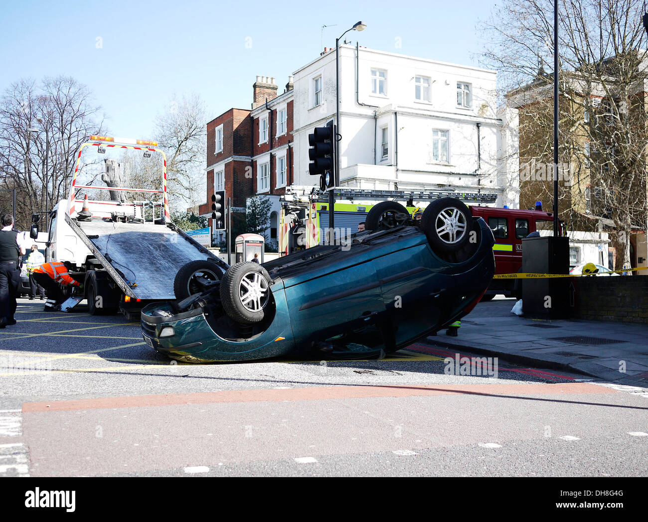 Car involved in an accident hi-res stock photography and images - Alamy