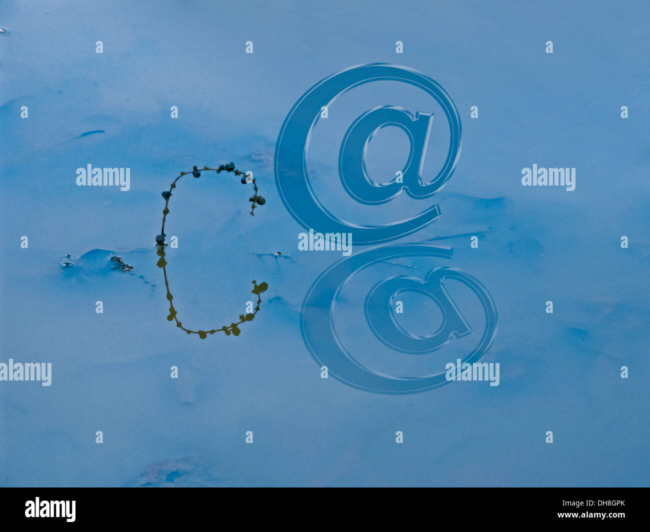 Email icon, at symbol Concept Stock Photo - Alamy
