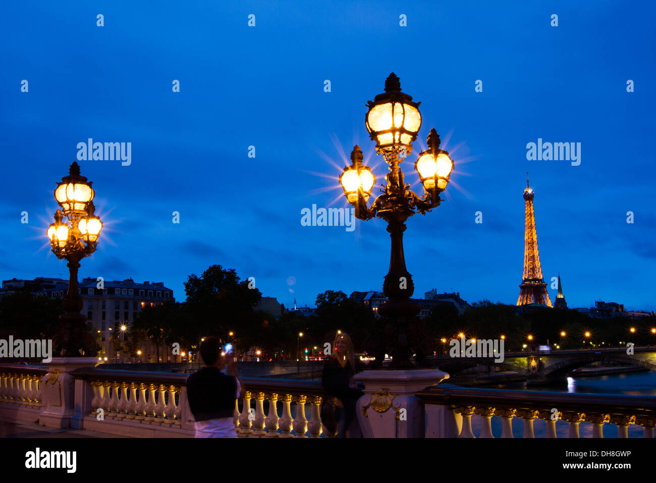 Eiffel tower at blue hour hi-res stock photography and images - Alamy