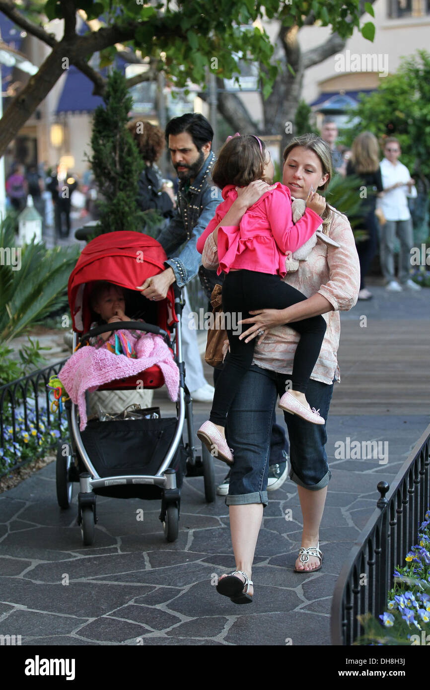 Jodie Sweetin and her boyfriend Morty Coyle shopping at Grove with ...