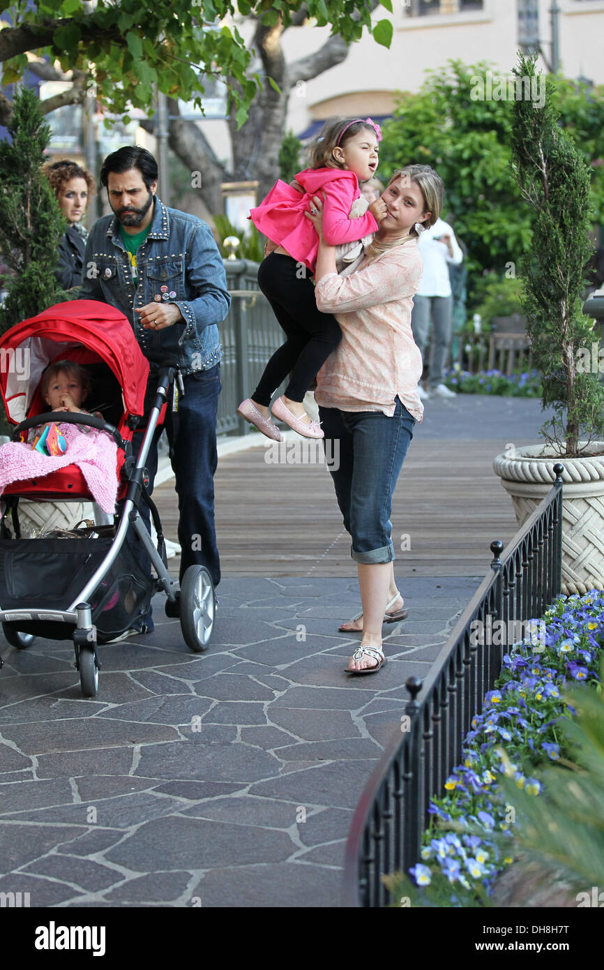 Jodie Sweetin and her boyfriend Morty Coyle shopping at Grove with ...