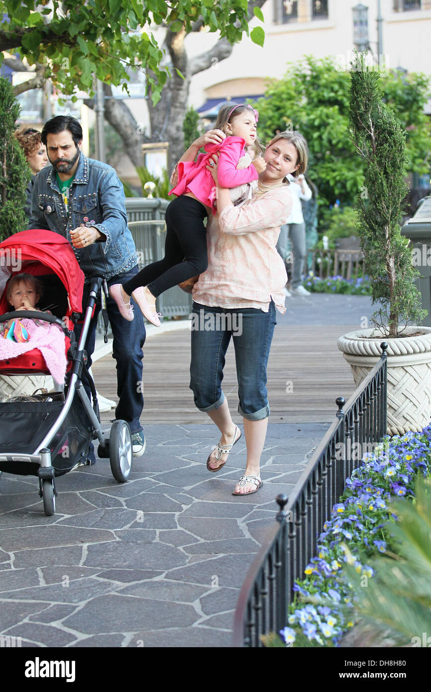 Jodie Sweetin and her boyfriend Morty Coyle shopping at Grove with ...
