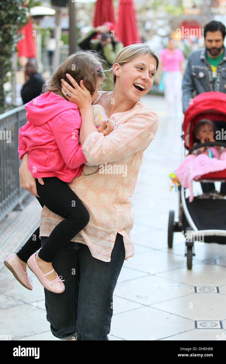 Jodie Sweetin and her boyfriend Morty Coyle shopping at Grove with ...