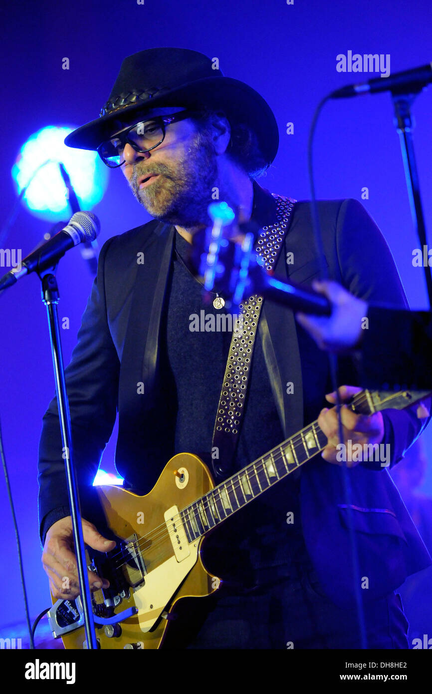 Daniel Lanois 30th Annual Canadian Music & Broadcast Industry Awards ...
