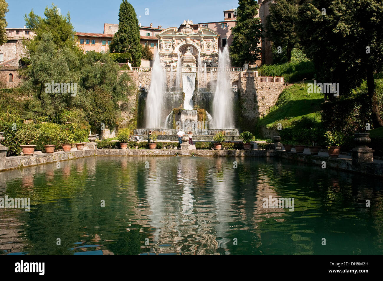 Neptune Fountain and Fish ponds,, Villa d'Este, Tivoli, Lazio, Italy ...