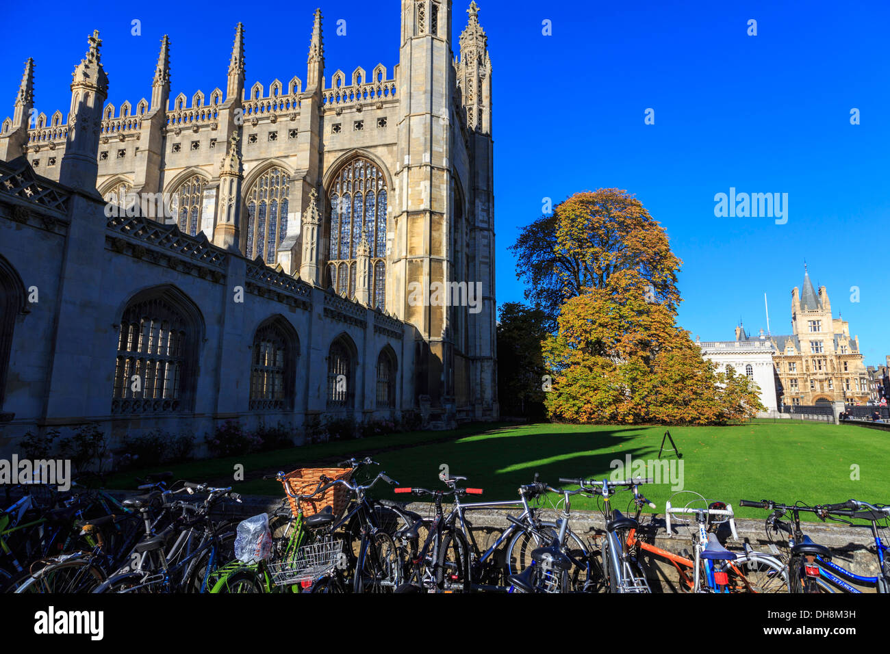 Cambridge city centre united hi-res stock photography and images - Alamy