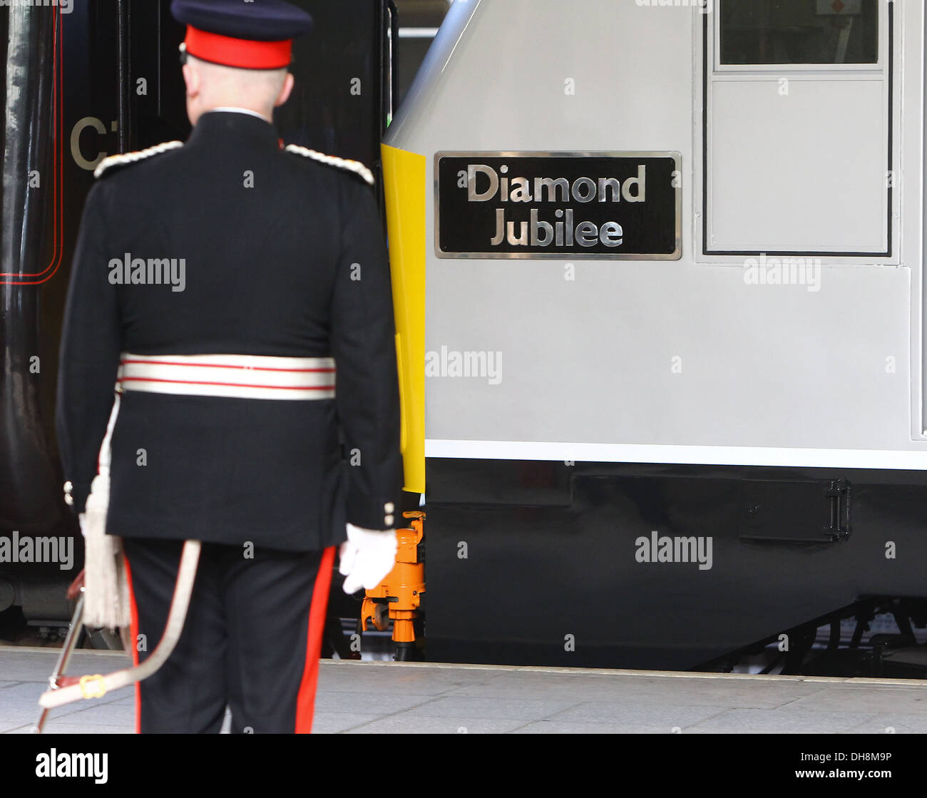 Diamond queen train hi-res stock photography and images - Alamy