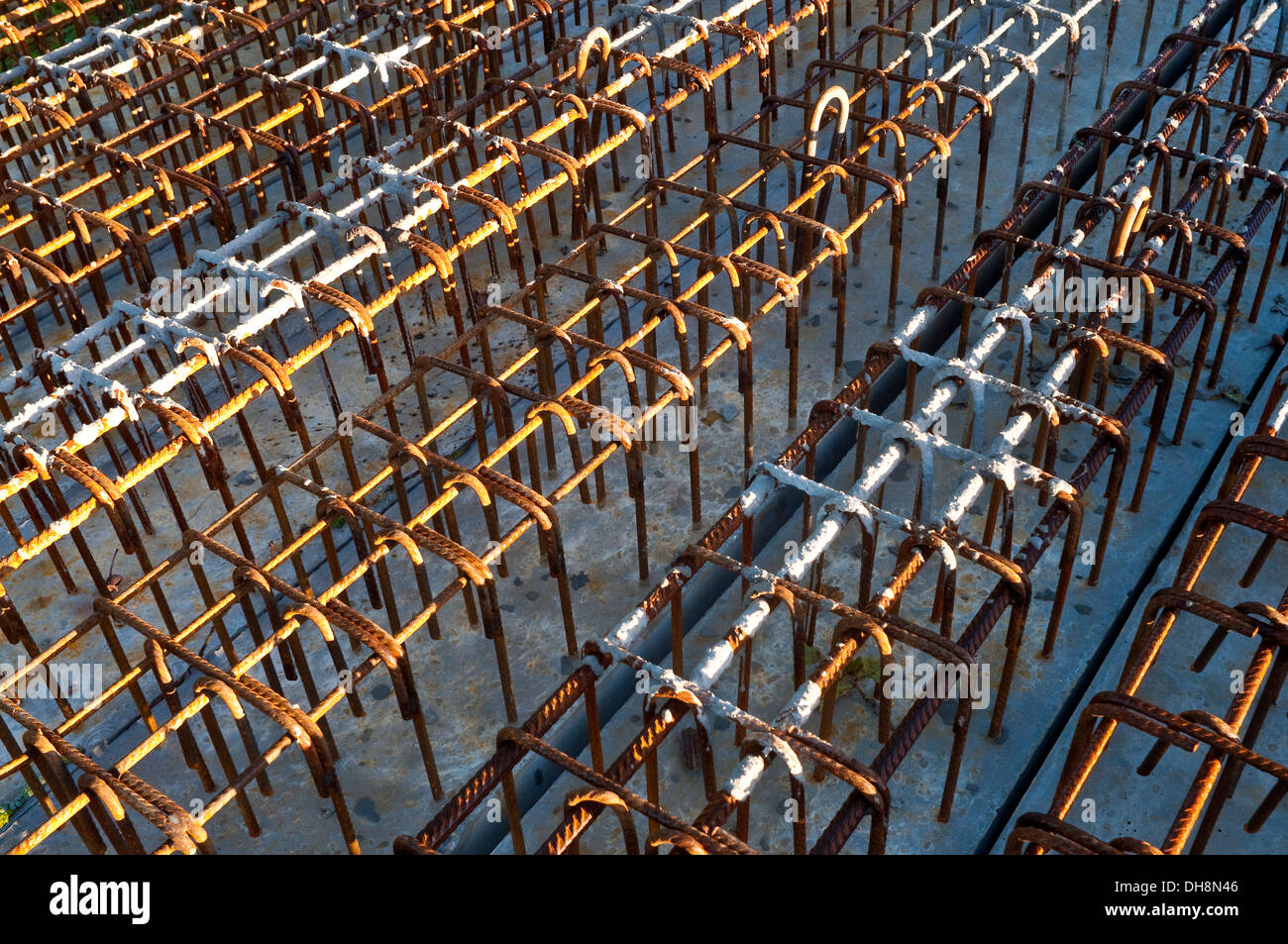 Pre cast reinforced concrete hi-res stock photography and images - Alamy