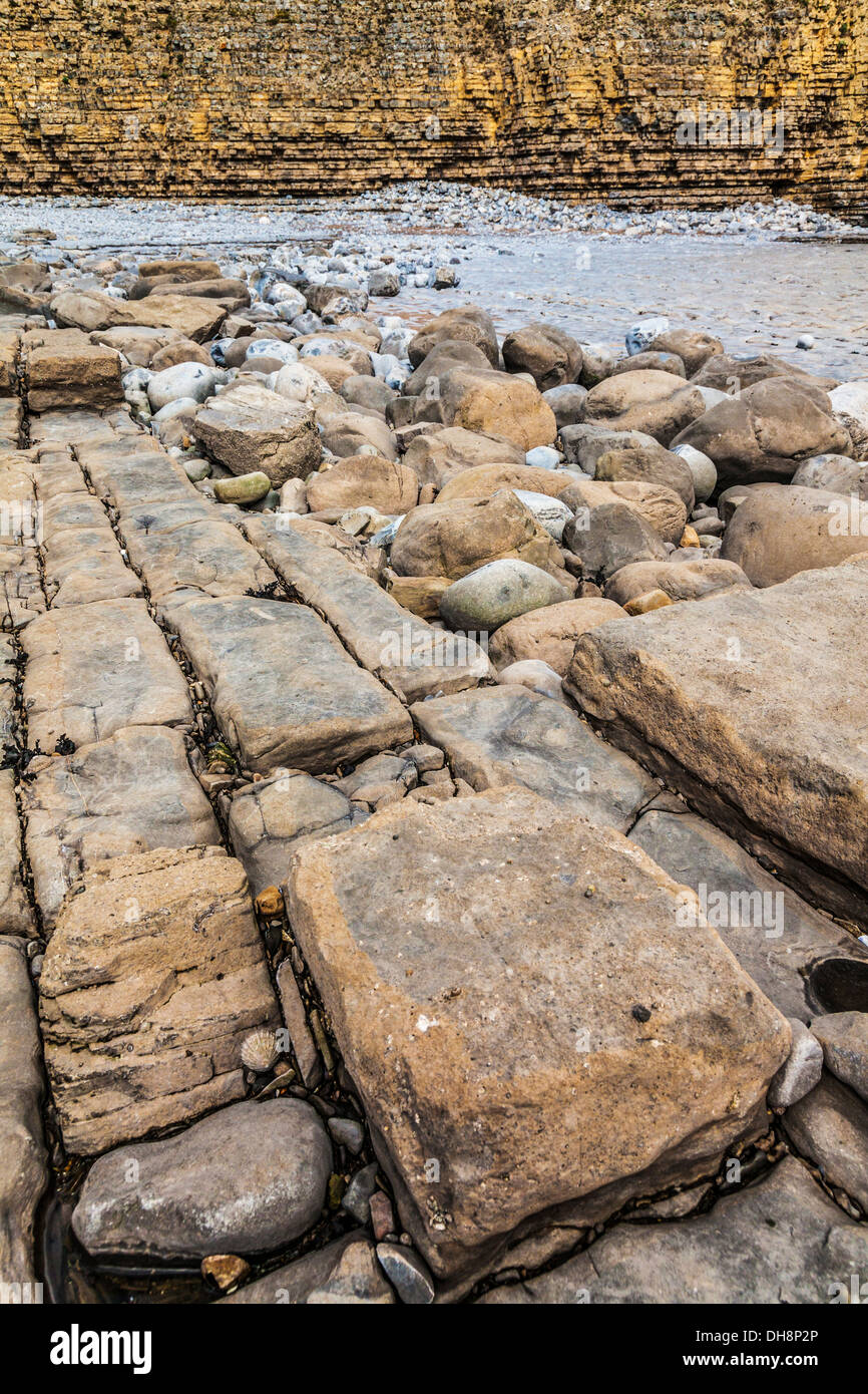 Nash point vale glamorgan wales hi-res stock photography and images - Alamy