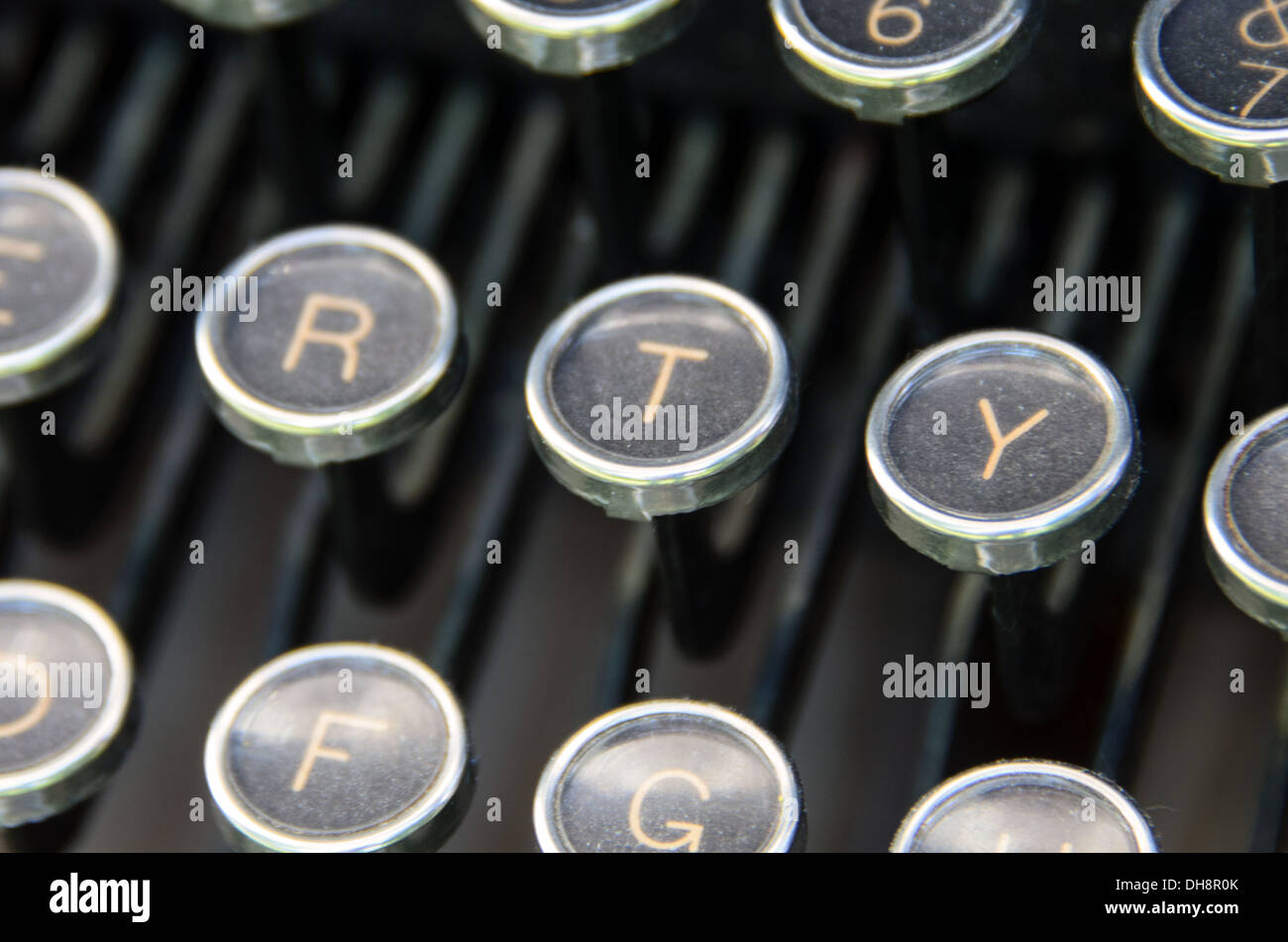 Typewriter keys alphabet hi-res stock photography and images - Alamy