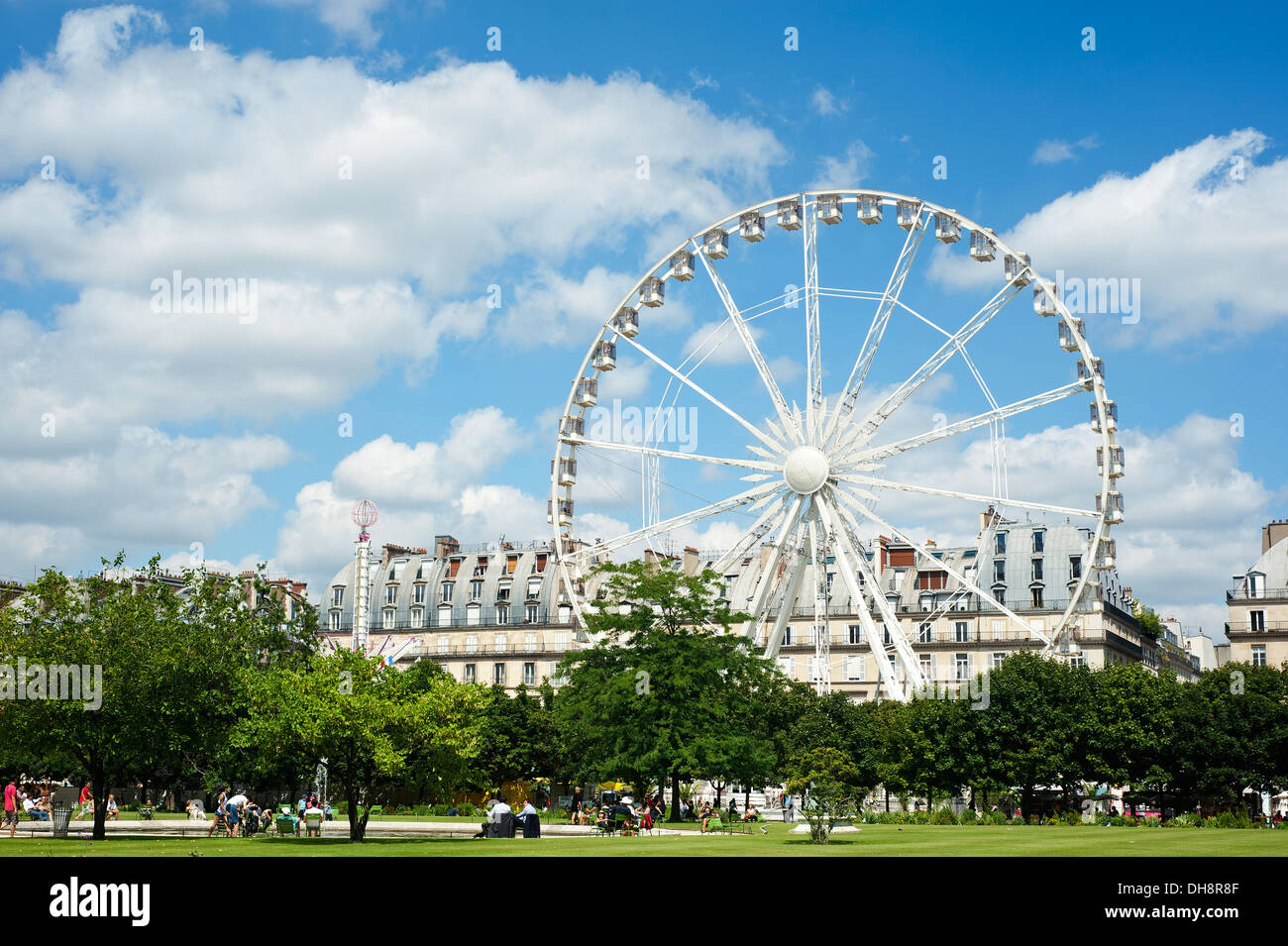 Paris wheel hi-res stock photography and images - Alamy