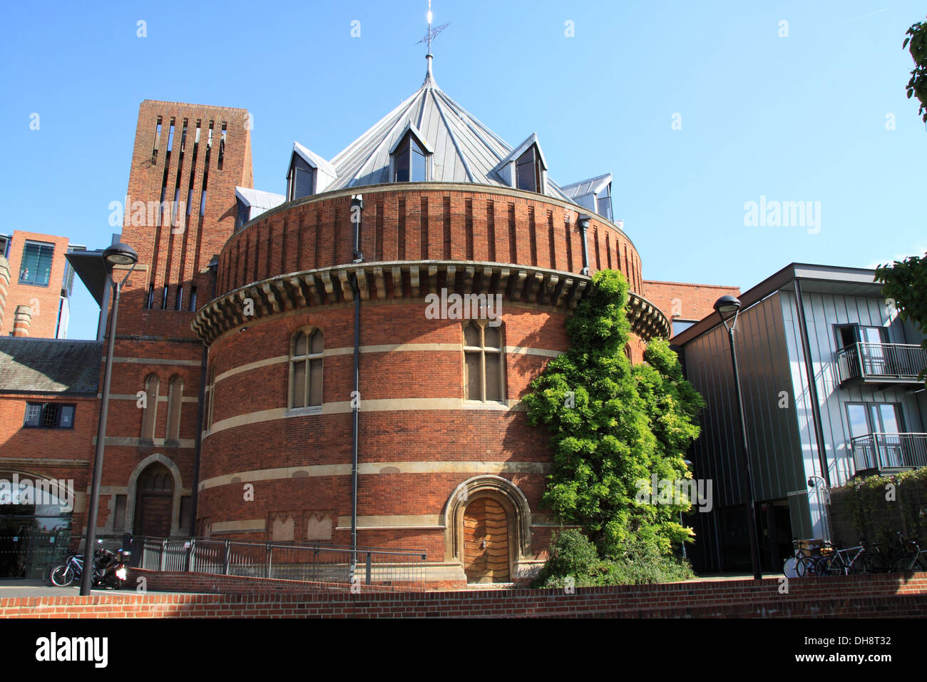 Royal Shakespeare Theatre Stock Photo - Alamy