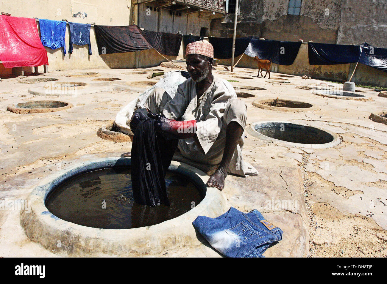 Hausa man hi-res stock photography and images - Alamy