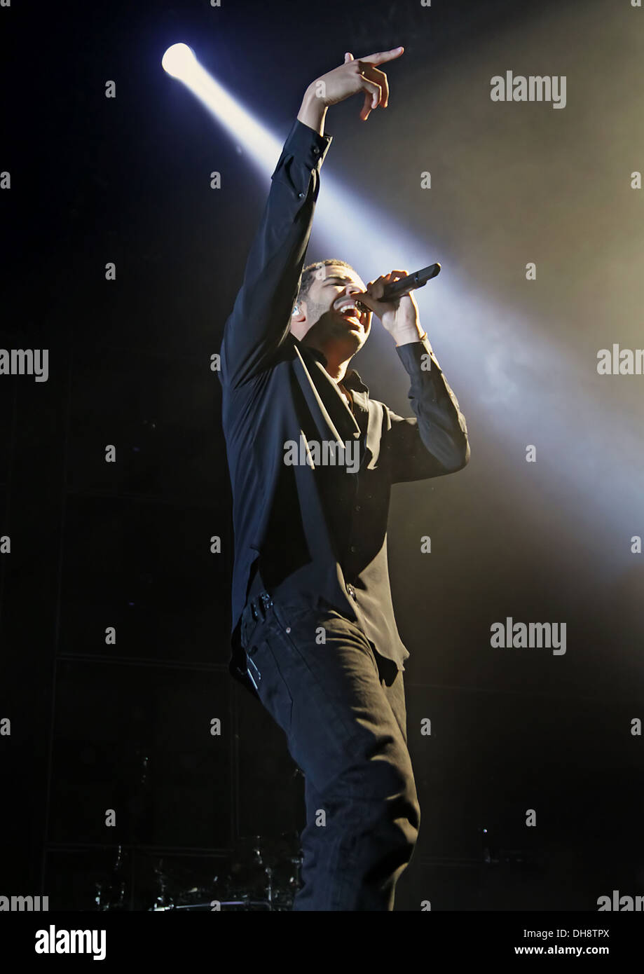 Rapper Drake performing at Manchester Evening News Arena Manchester ...