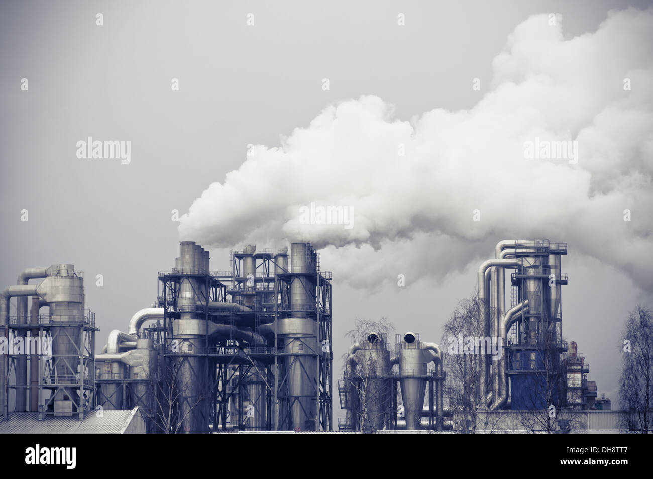 Smoke pollution produced large hi-res stock photography and images - Alamy