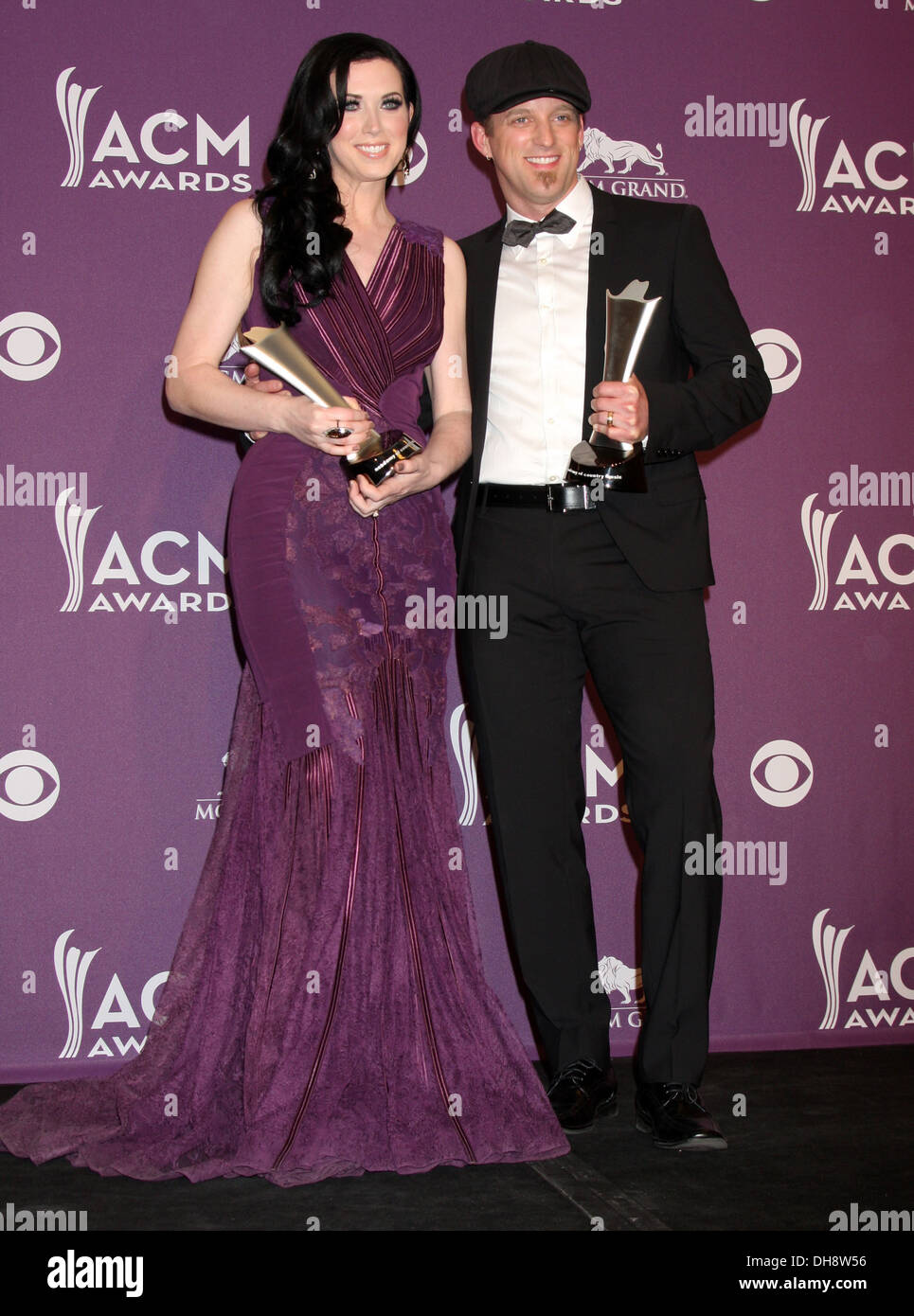 Shawna and Kiefer Thompson of Thompson Square 2012 ACM Awards (Academy ...