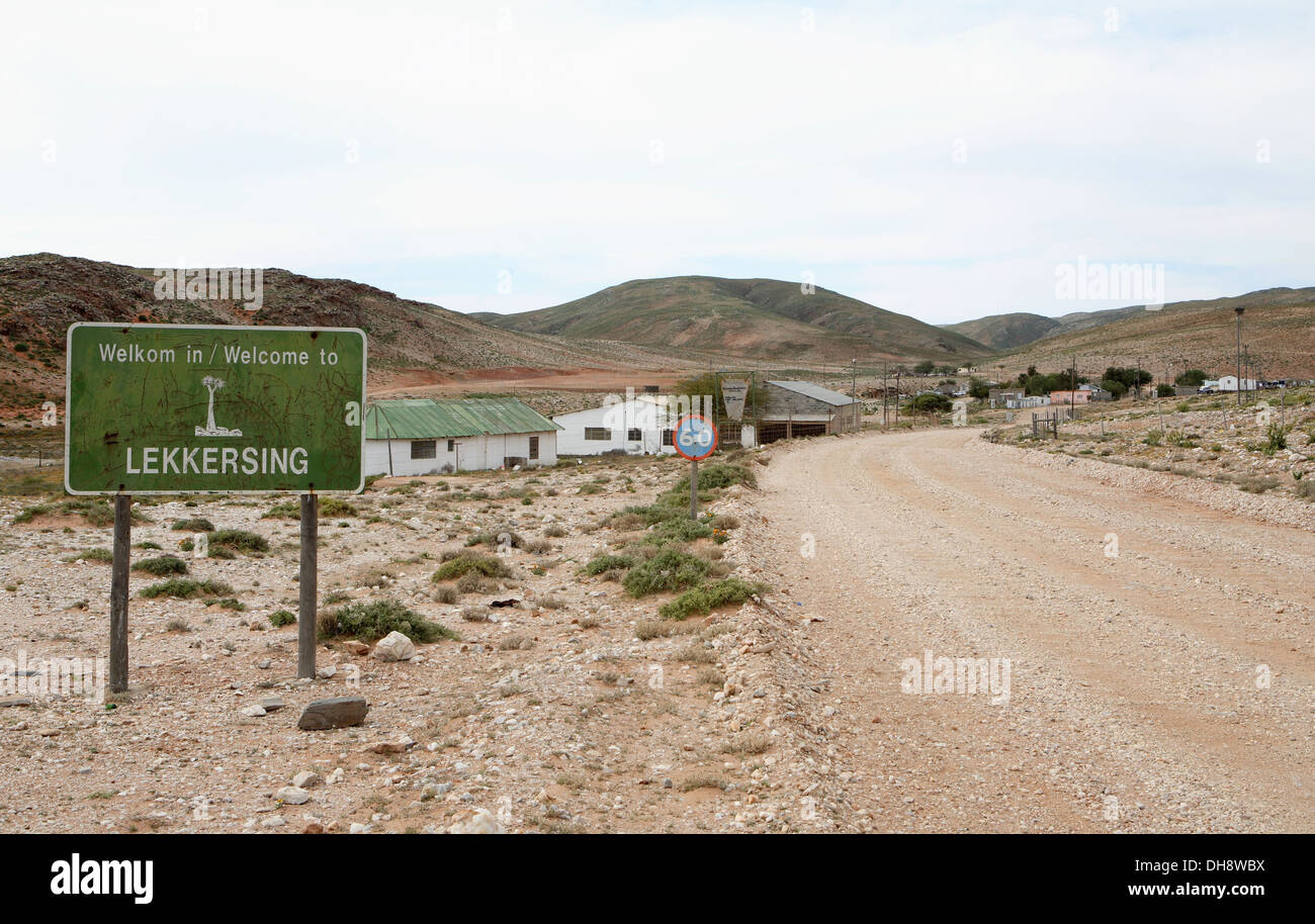 Nuwerus is a small town next to the N7 that goes up the West Coast into ...