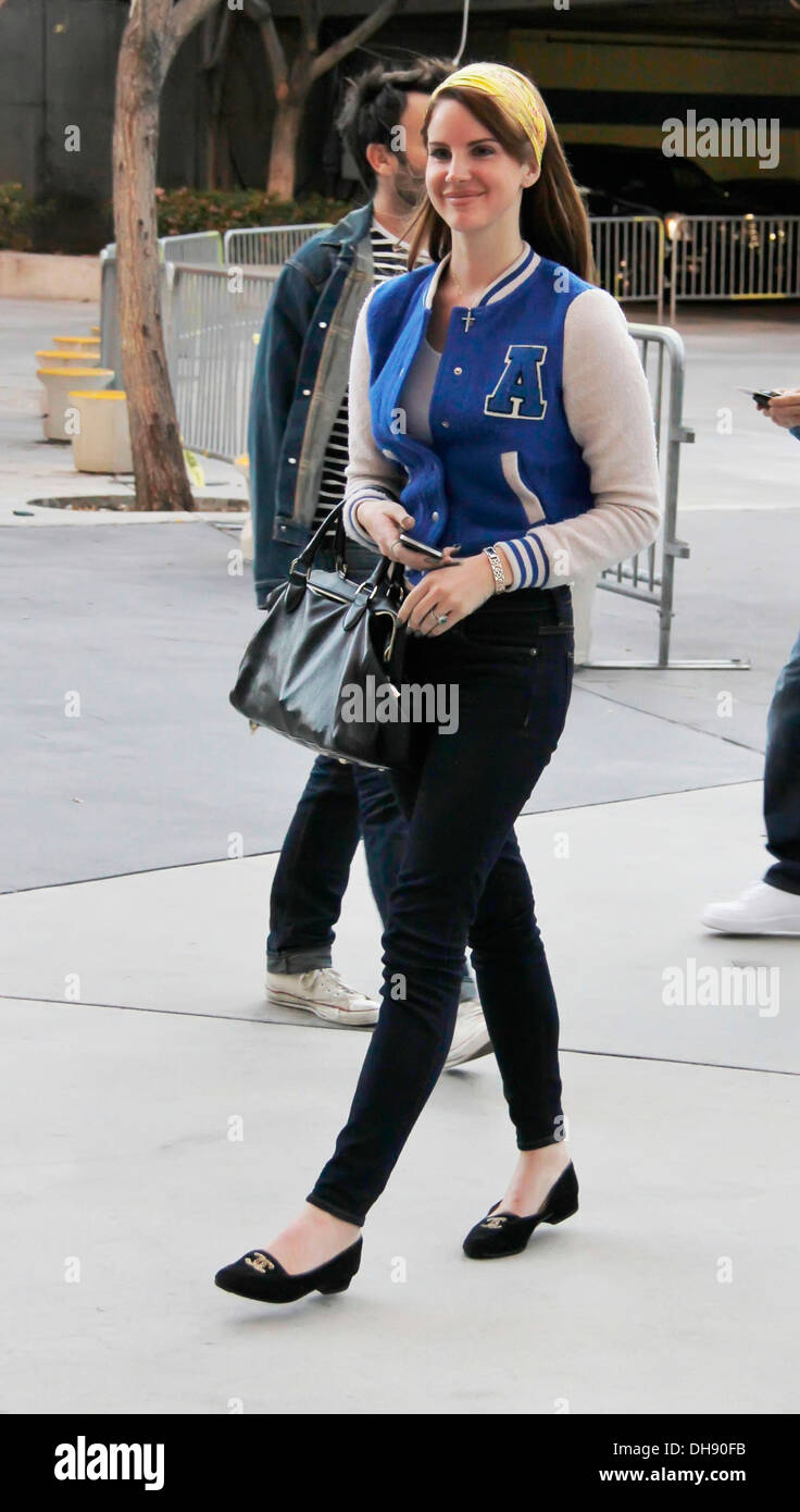 Lana Del Rey arriving at Staples Center to watch Los Angeles Lakers ...