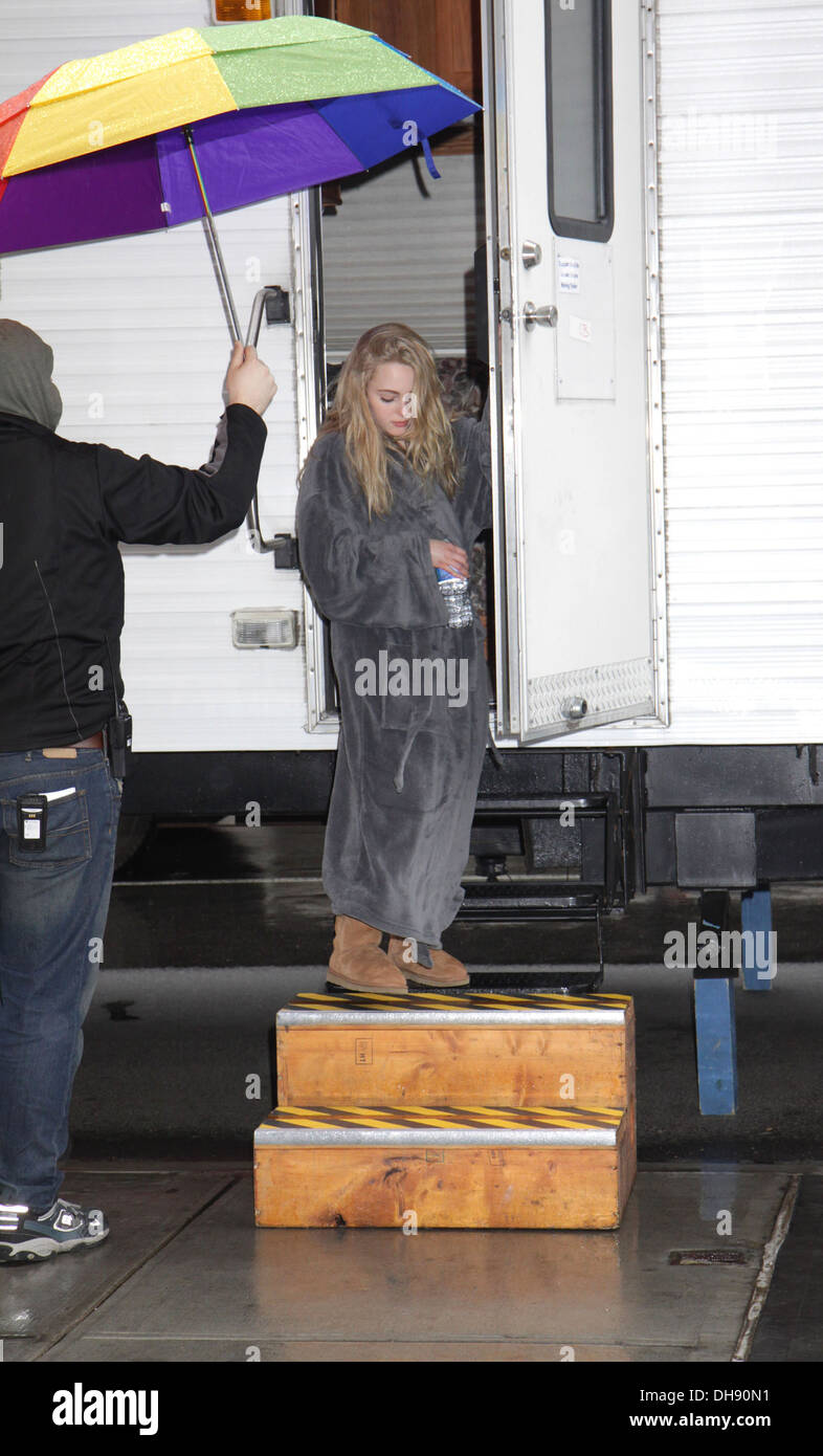 AnnaSophia Robb wearing a robe on the set of 'The Carrie Diaries', as ...
