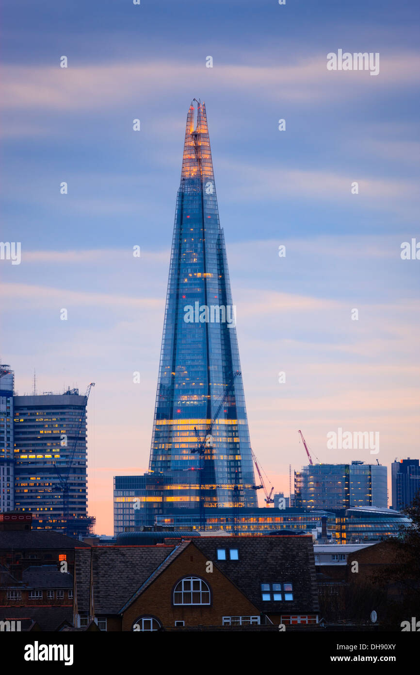 The shard london hi-res stock photography and images - Alamy
