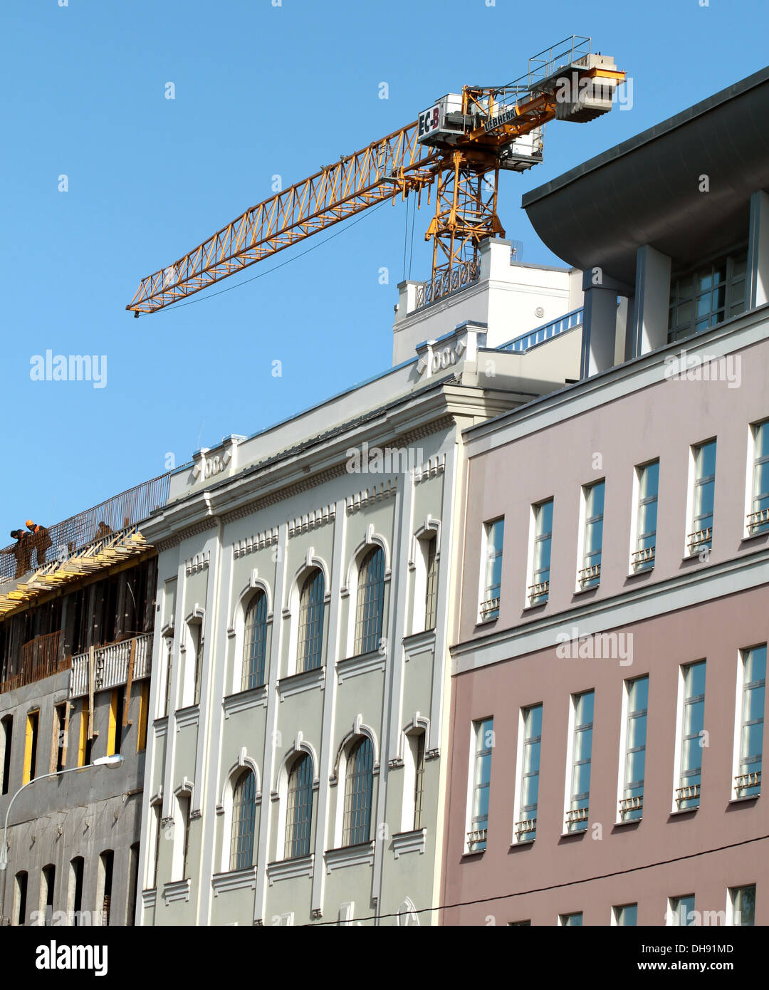 Old high rise building hi-res stock photography and images - Alamy