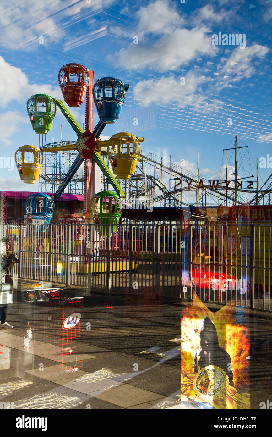 Portsmouth southsea fun fair hi-res stock photography and images - Alamy
