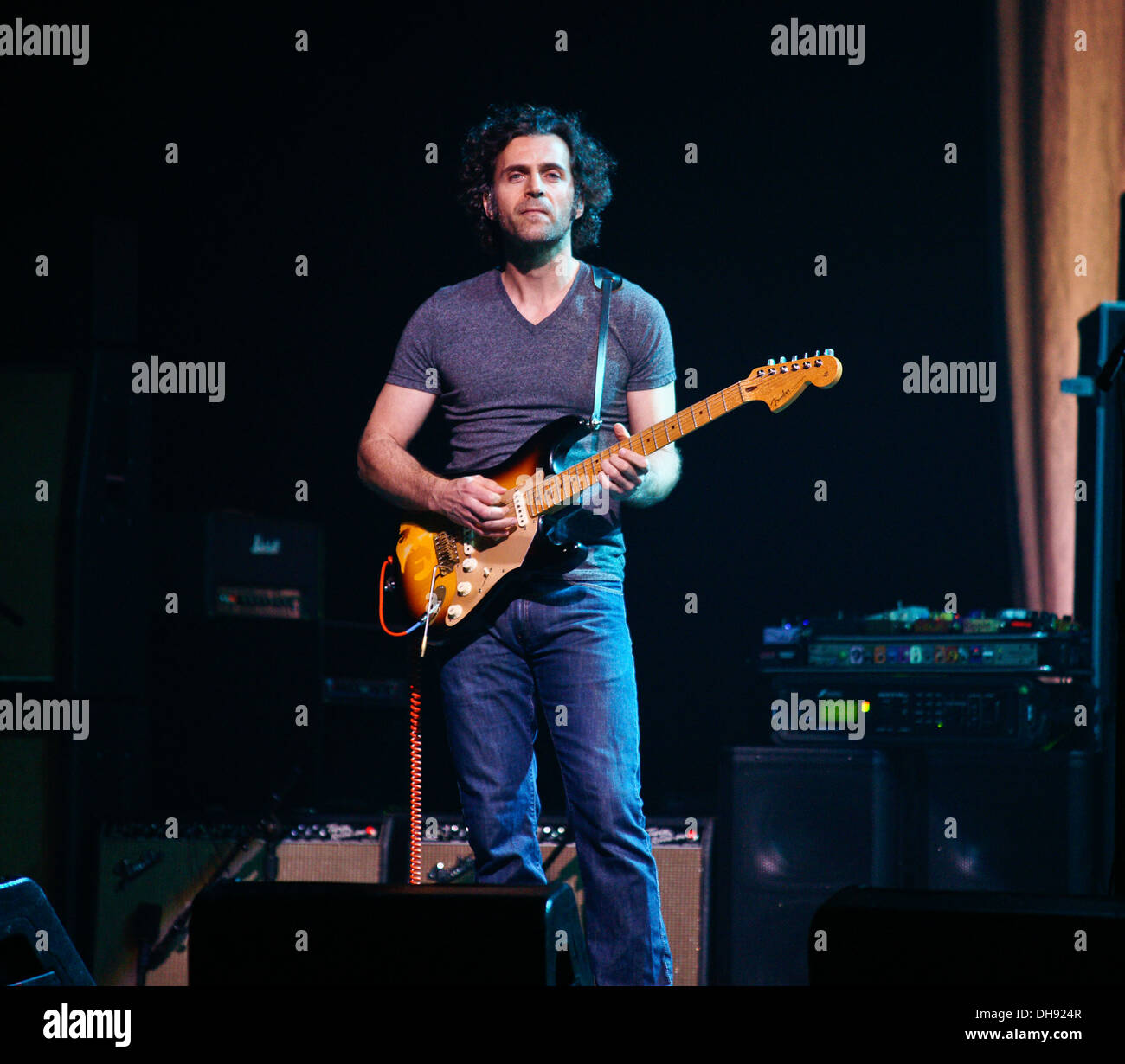 Dweezil hi-res stock photography and images - Alamy