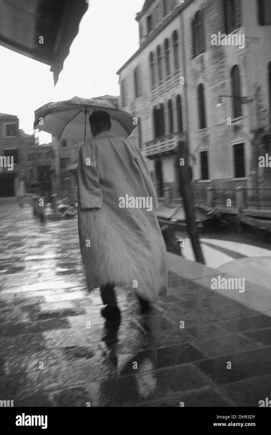 Tourist walks walk in Black and White Stock Photos & Images - Alamy