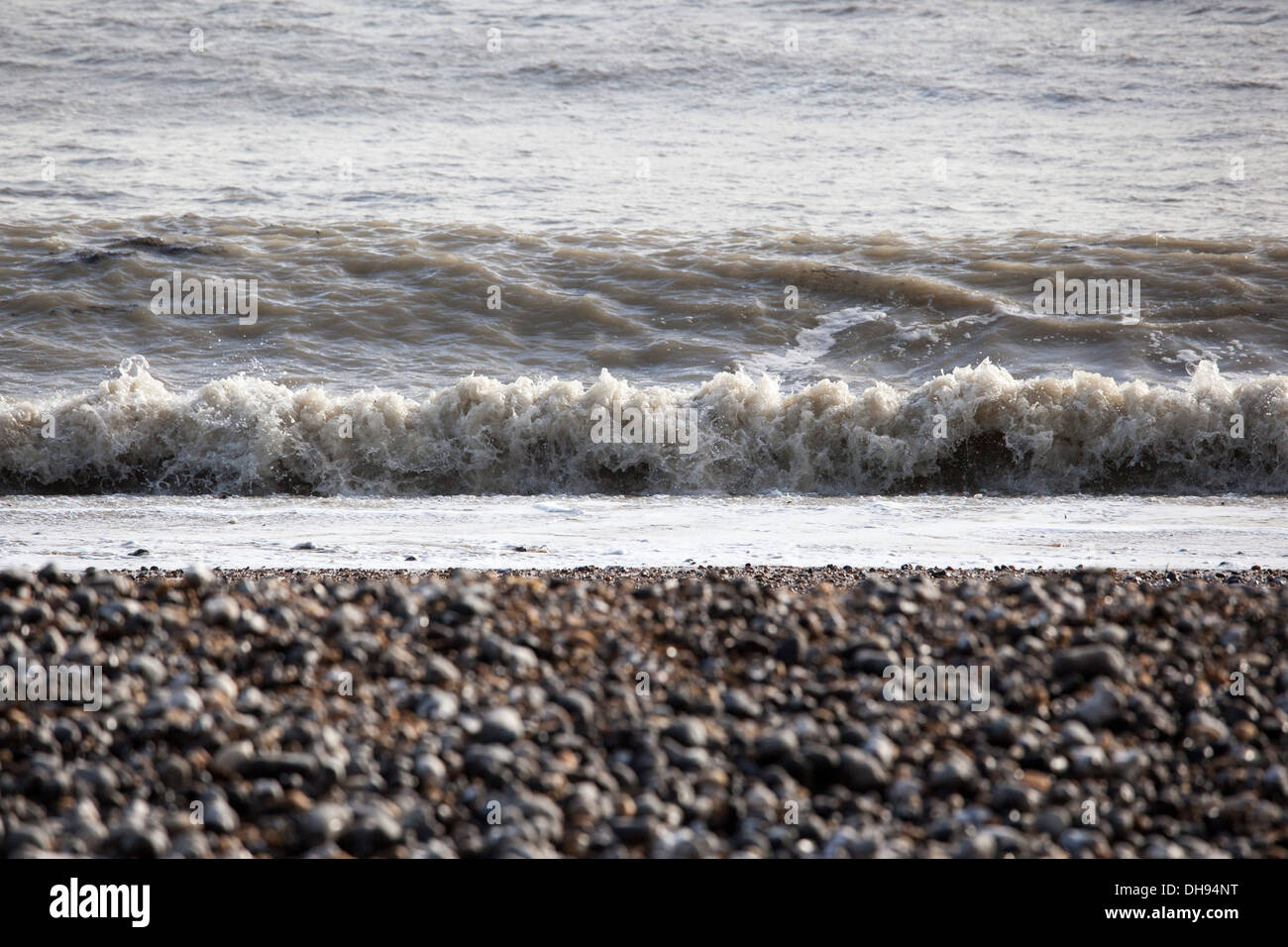 Surf and stones hi-res stock photography and images - Alamy