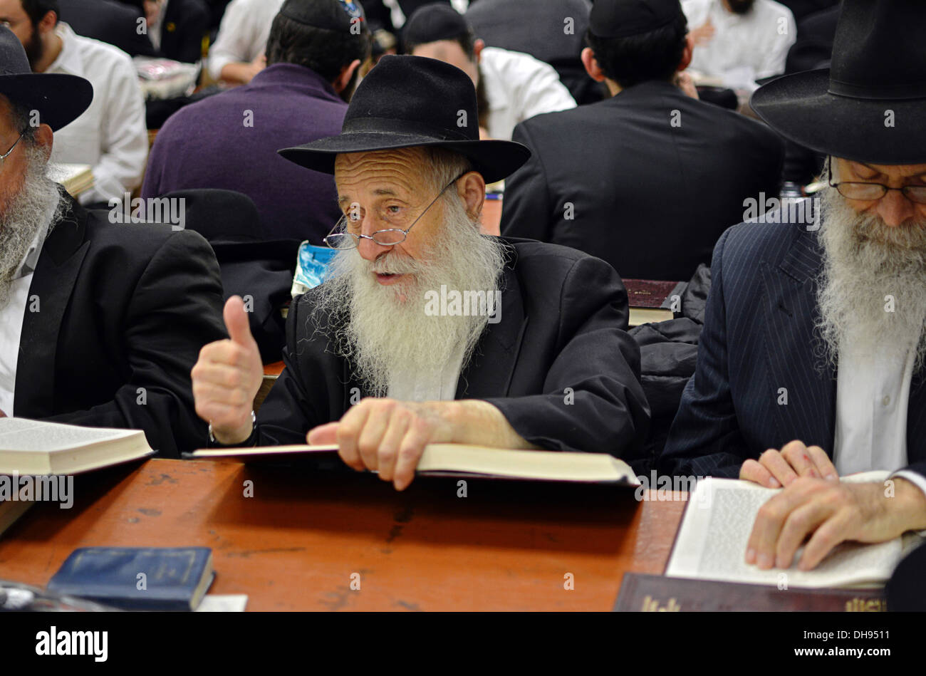 Bible teaching class hi-res stock photography and images - Alamy